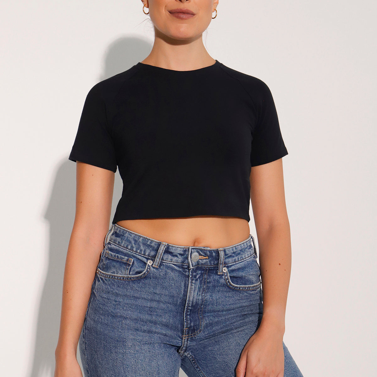 Ladies Short Sleeve Crop Tops Perfect For Travelling in – Breeth